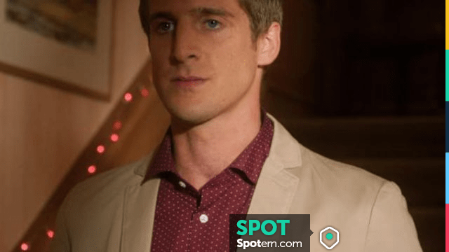 The suit jacket worn by Ivan (Tom Stourton) in Lovesick (S01E03) | Spotern