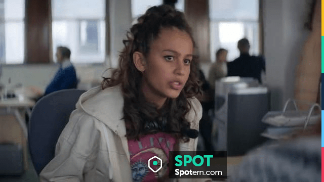 Pink Sun & Moon Print T Shirt worn by Jen (Robyn Cara) in Trying Season ...