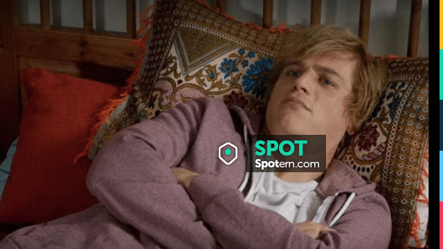 Le sweat zippé de Dylan (Johnny Flynn) dans Lovesick (S01E02) | Spotern
