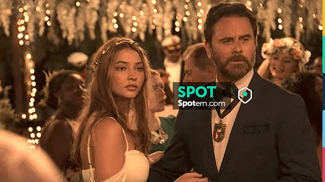 Brackish peacock bowtie worn by Ward Cameron (Charles Esten) in Outer ...