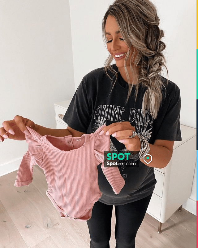Crystal Ice On Baby Pink de Sarah Knuth en la cuenta de Instagram ...