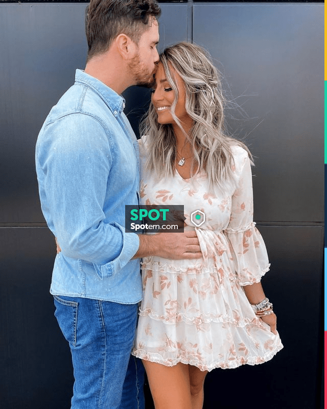 Pink Print Dress of Sarah Knuth on the Instagram account @sarahknuth ...