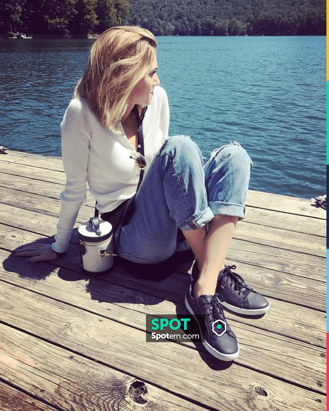 Blue low sneakers worn by Allison Williams on her Instagram account @aw ...