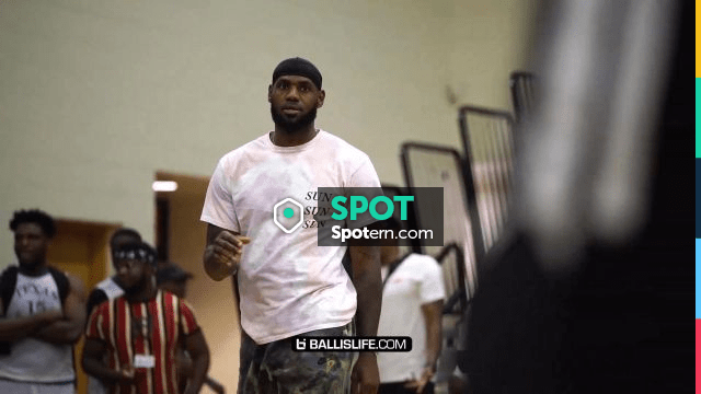 Lebron James wears Sun Sun Sun t-shirt by Sasquatchfabrix. dunking ...