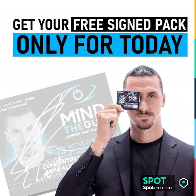 The suit jacket black worn by Zlatan Ibrahimović on his account ...