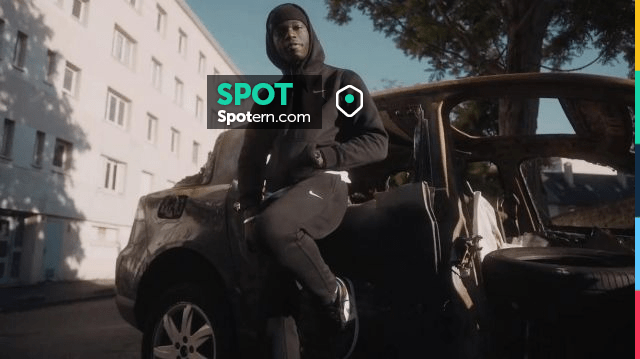 Sweatshirt Nike Hoody Worn By L2b Gang In Her Video Clip Treason Spotern