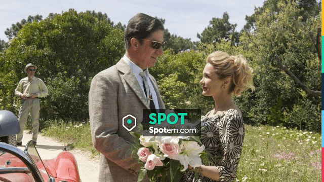 The suit jacket flax beige Tonny (Simon Abkarian) in Romance (Season 1 ...