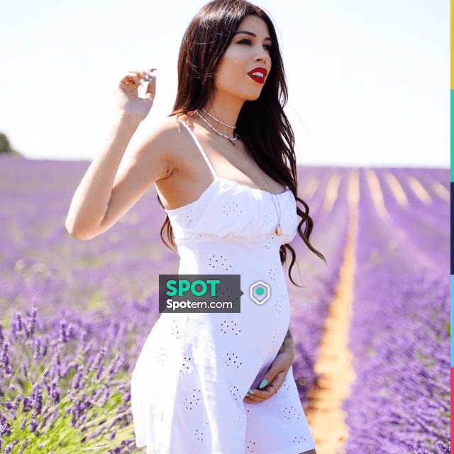 The white dress Asos account on the Instagram of @noemiemakeuptouch ...