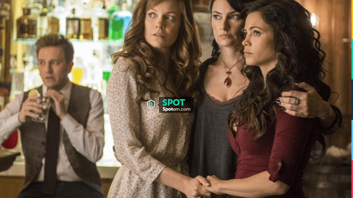 La tenue de Ingrid Beauchamp (Rachel Boston) dans Witches of East End ...