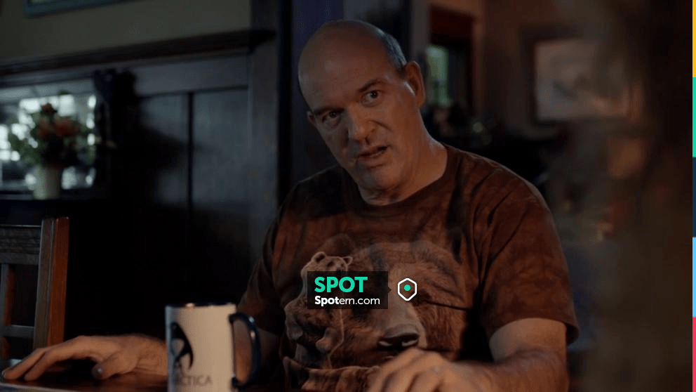 Brown bears T-Shirt worn by Rick Legarski (John Carroll Lynch) in Big ...