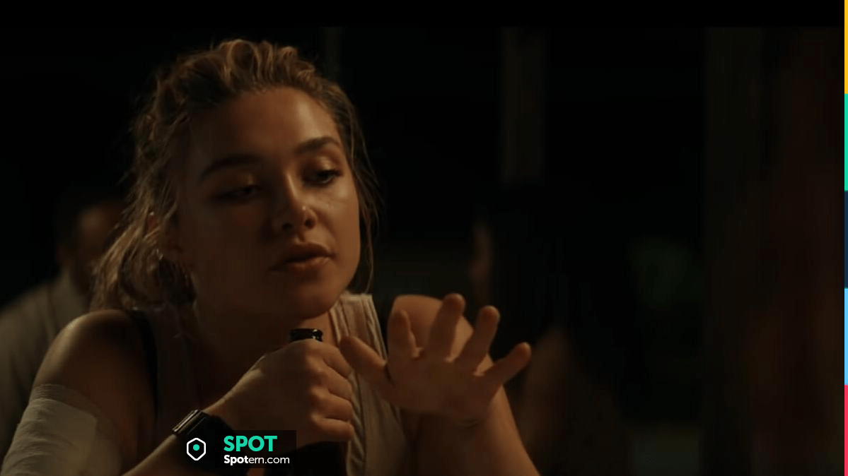 El reloj usado por Yelena Belova (Florence Pugh) en la película Black ...