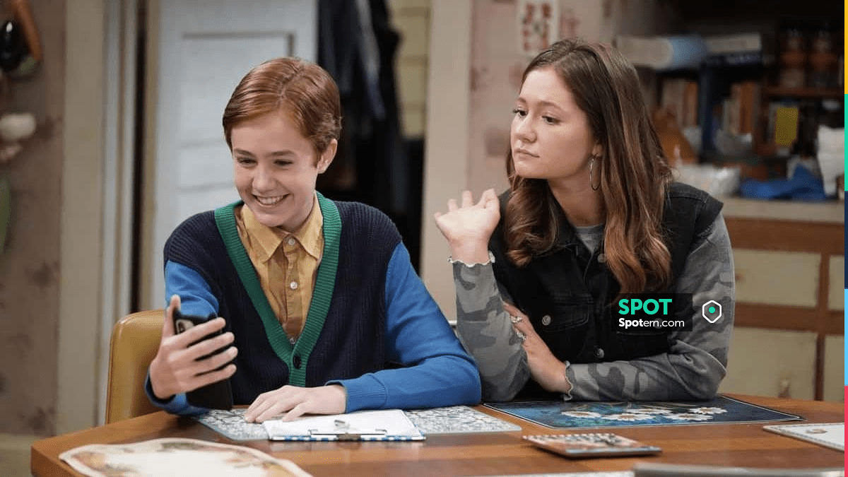BP Camo Lettuce Edge Top usado por Harris Conner-Healy (Emma Kenney ...