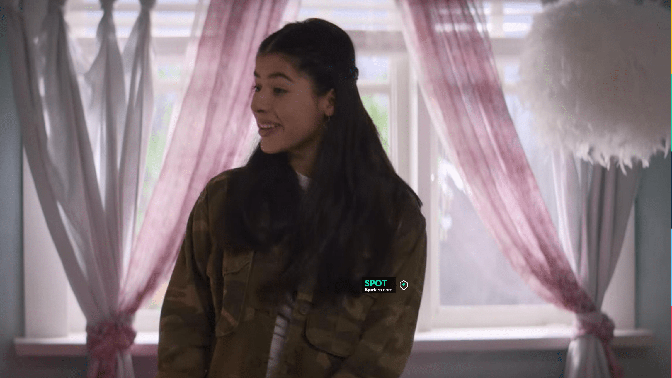 Chaqueta de camuflaje Topshop Frey usada por Dawn Schafer (Kyndra ...