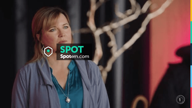 Zoe & Morgan Flossie Earrings worn by Alexa Crowe (Lucy Lawless) as ...