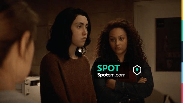 La veste en jean Levi's western portée par Iris Bennett (Aliyah Royale ...