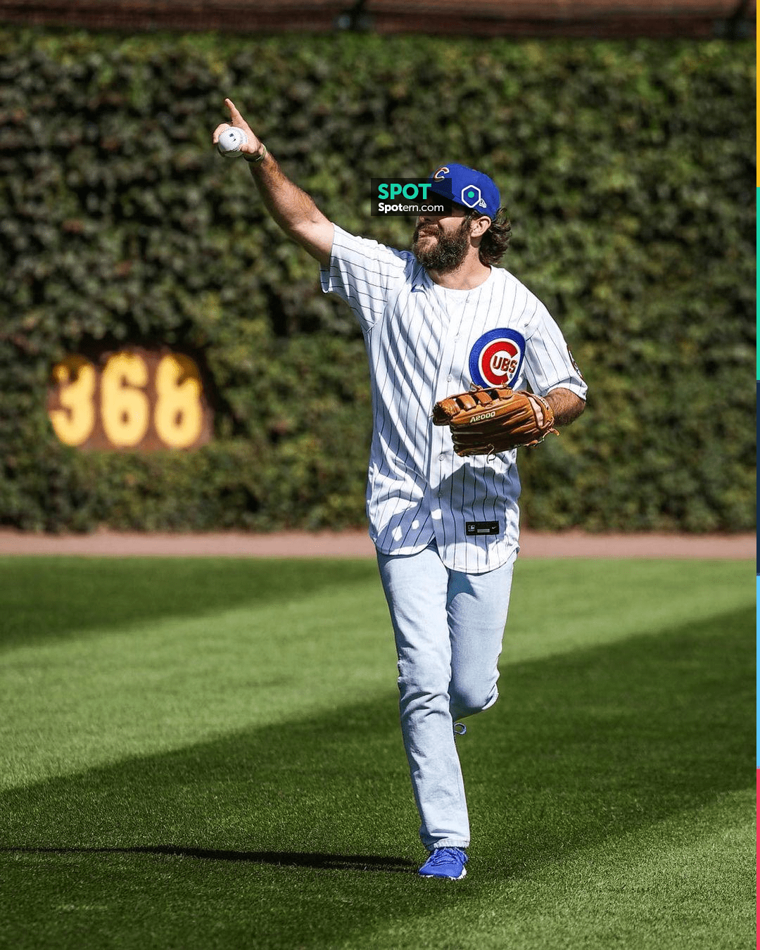 Chicago Cubs 59Fifty Fitted Hat Cap in blue worn by Thomas Rhett on his ...