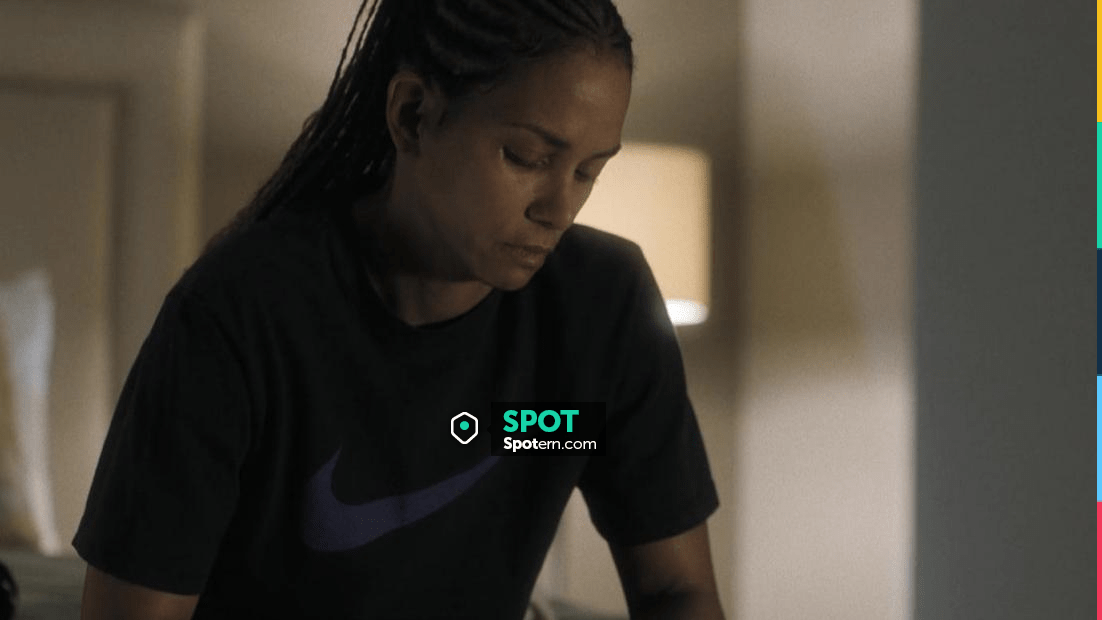 Nike black tee worn by Jackie Justice (Halle Berry) as seen in Bruised ...