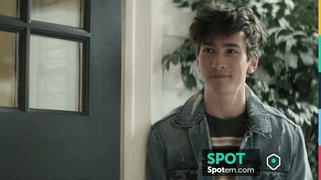 Distressed Denim Jacket worn by Theo Engler (Dylan Arnold) in You TV ...