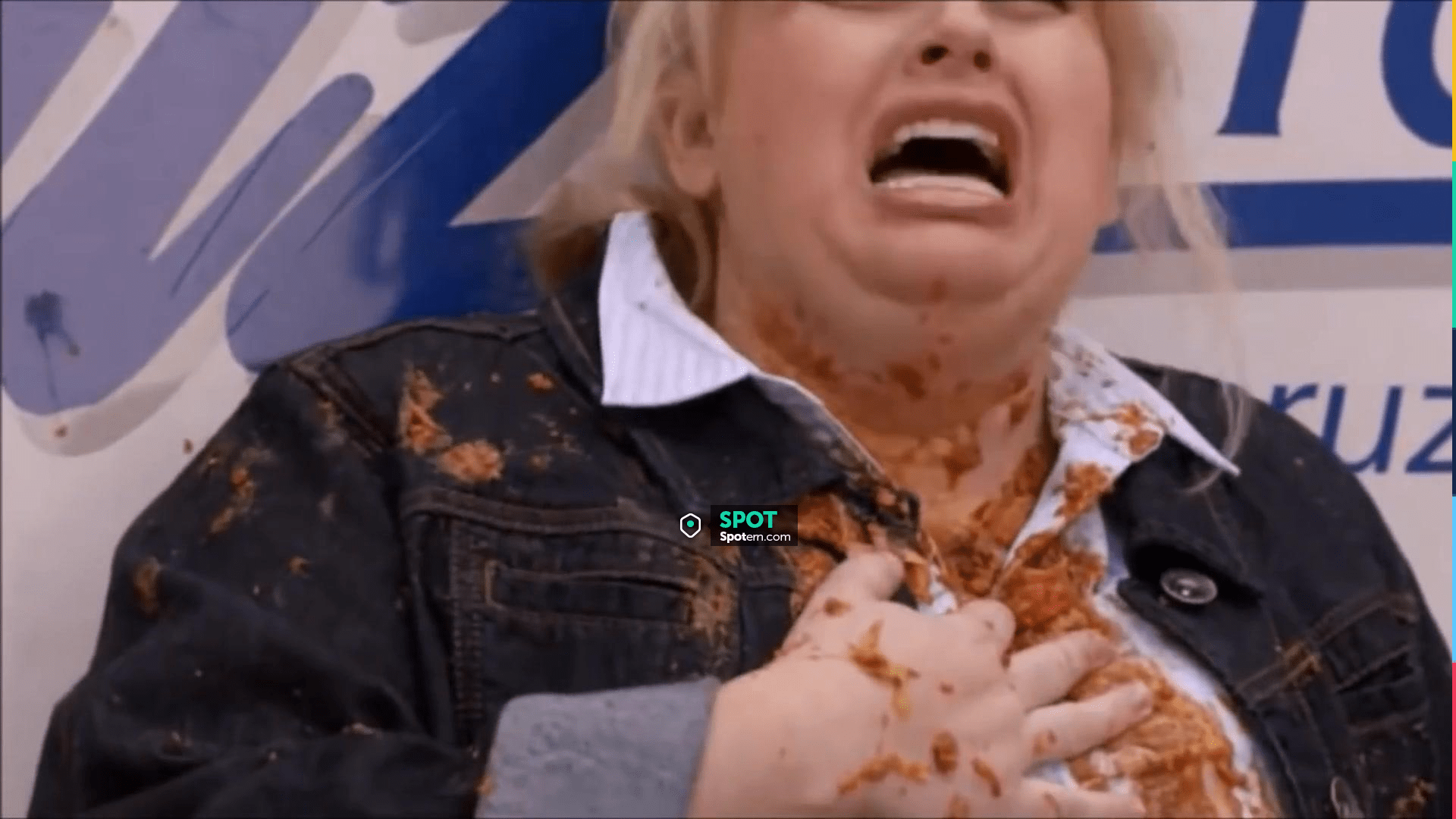 Denim oversized jacket worn by Fat Amy (Rebel Wilson) in Pitch Perfect ...