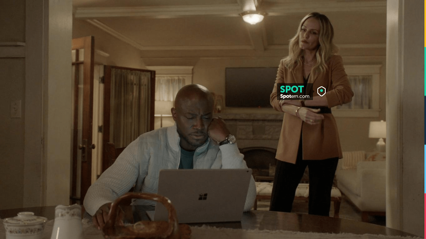 Alice + Olivia Hattie crepe wrap blazer worn by Laura Fine-Baker (Monet ...