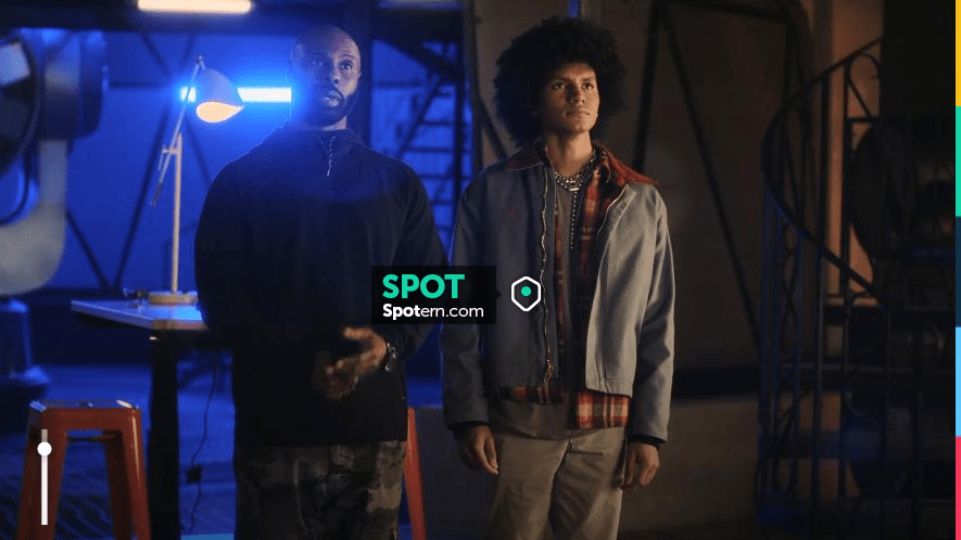 Barely Broke Smooth Operator Blue Work Jacket usado por Lino (Donovin ...