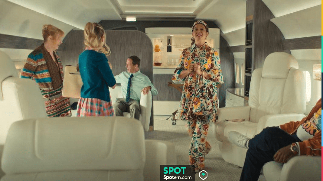 Gucci Rubber Slide Sandals worn by Molly Novak (Maya Rudolph) as seen ...