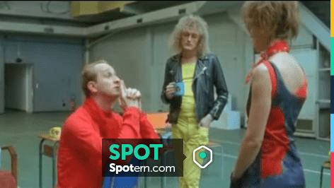 The yellow jeans worn by Couscous (Jean-Paul Rouve) in the film Podium ...