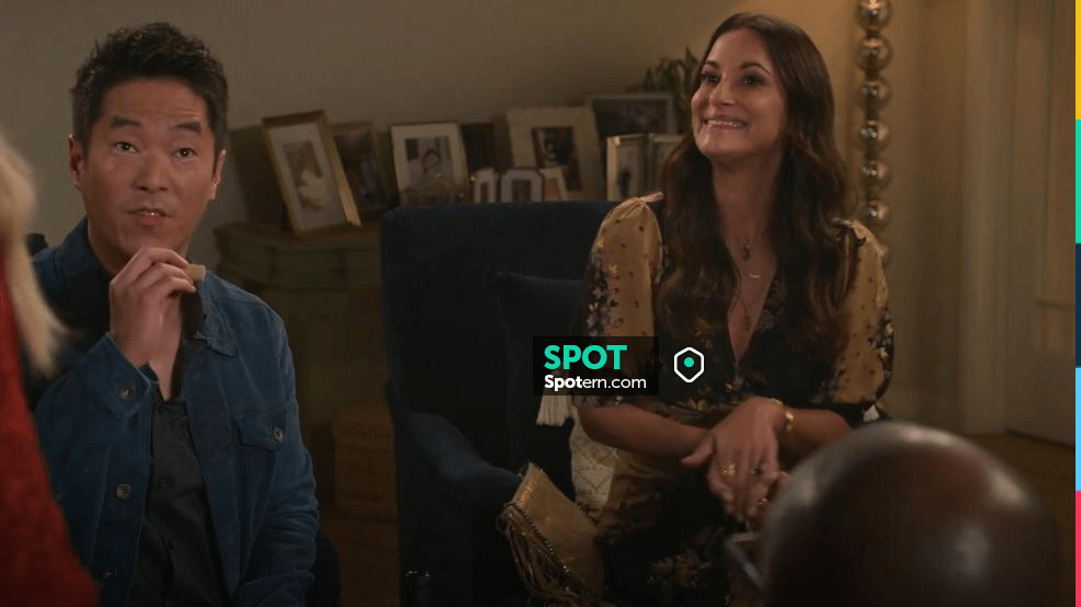 Scotch & Soda Printed Wrap Dress worn by Amy (Angelique Cabral) as seen ...