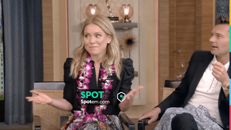 Frame Shirred Sleeve Silk Blouse worn by Kelly Ripa as seen in LIVE ...