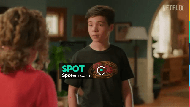 Pizza Print T-Shirt of Evan Goldman (Eli Golden) in 13: The Musical ...