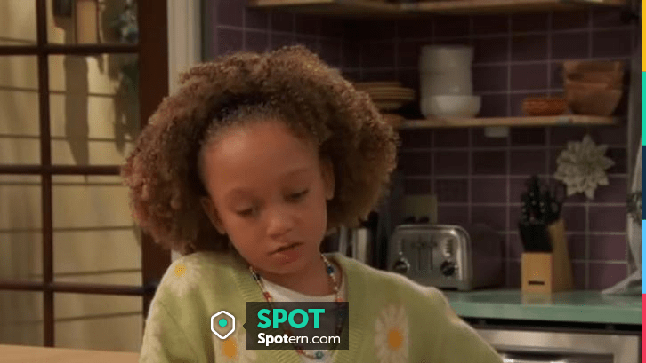 Cardigan floral Shein porté par Alice Baxter (Mykal-Michelle Harris) vu ...