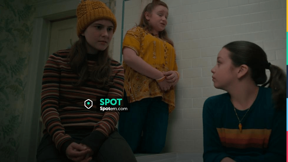 Joie Reser Sweater worn by Lynn Bouchard (Brooklyn Shuck) as seen in ...