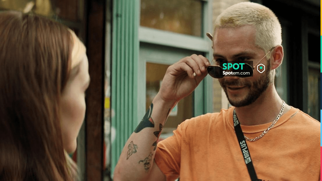 Ray-Ban sunglasses worn by Colin (Dylan O'Brien) as seen in Not Okay ...