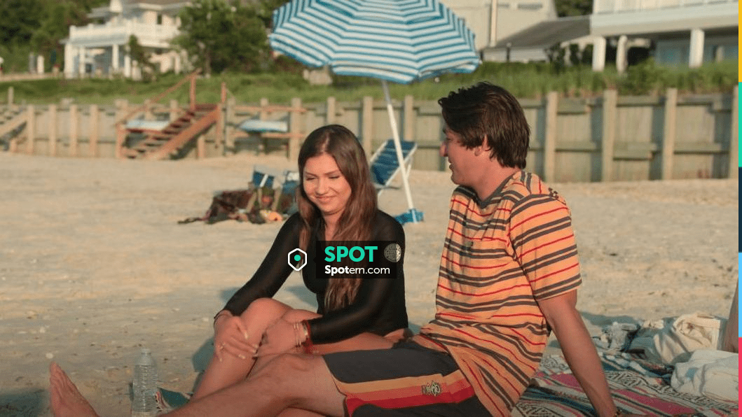 Rip Curl G Bomb Surfsuit worn by Avery Solomon as seen in Forever ...