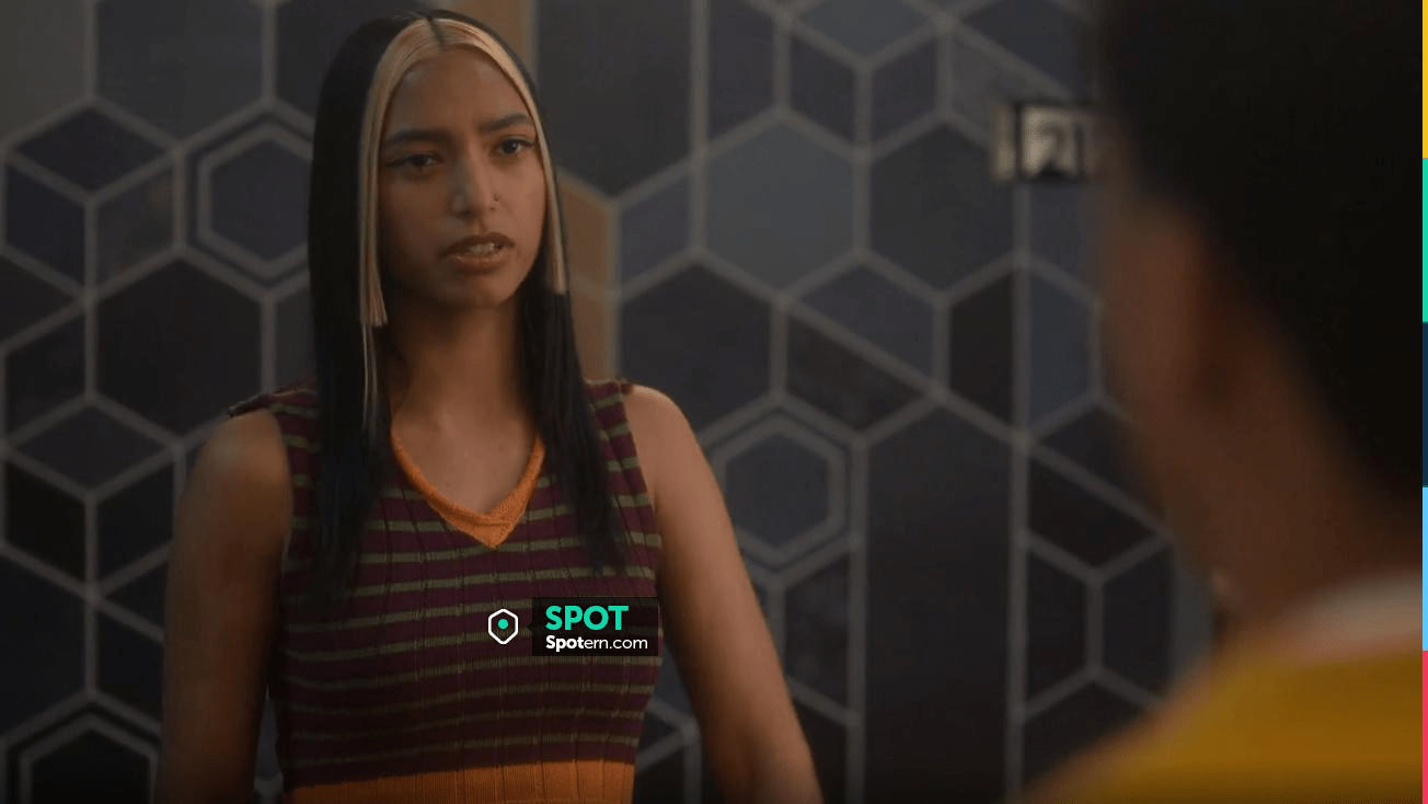 Marni Knit Top porté par Zaara (Tara Raani) vu dans grown-ish (S05E02 ...