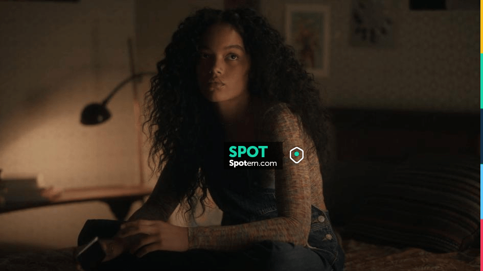 Urban Outfitters Ashton Ribbed Cropped Cardigan worn by Zoya Lott ...