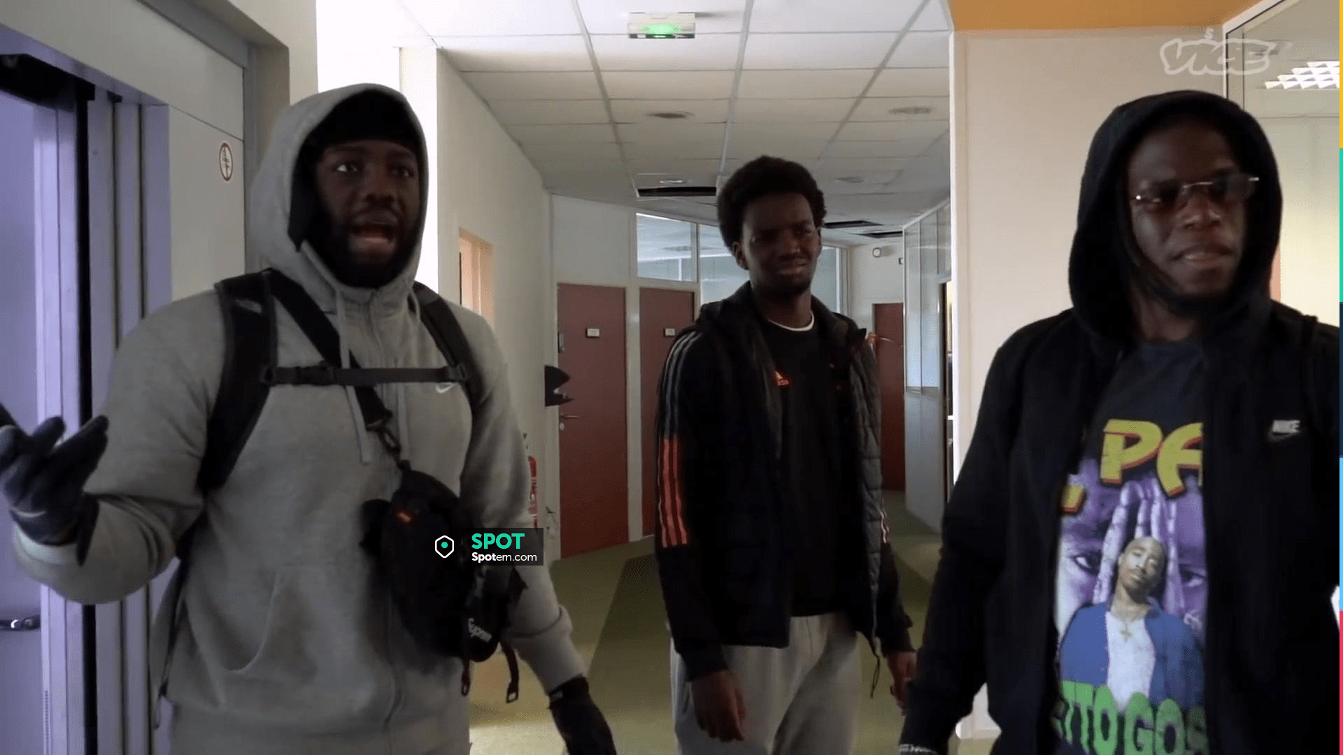 Supreme shoulder bag worn by Proof Lonnizer in the clip Rapper PROOF ...