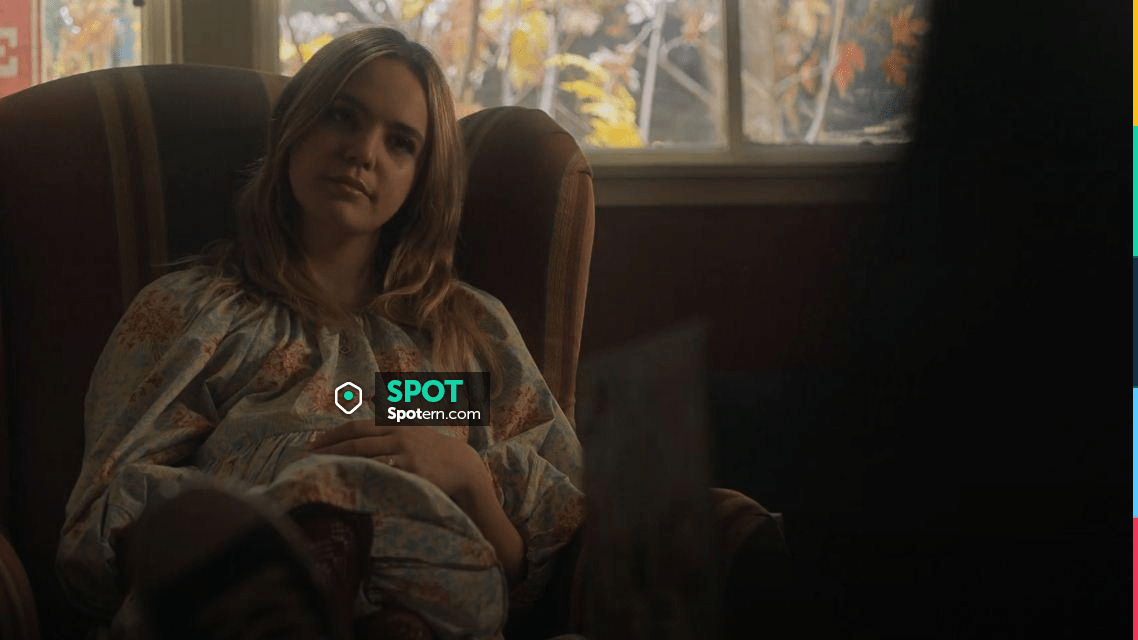 ByTiMo Poplin Shift Dress worn by Imogen Adams (Bailee Madison) as seen ...