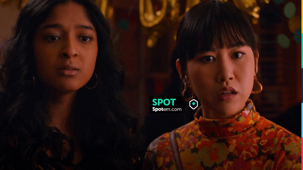 Madewell Chunky Heart Hoop Earrings worn by Eleanor Wong (Ramona Young ...