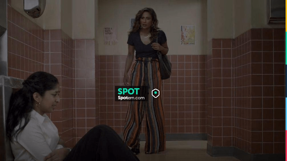 Farm Rio Striped Wide-Leg Pants usado por Rhyah (Sarayu Rao) como se ve ...