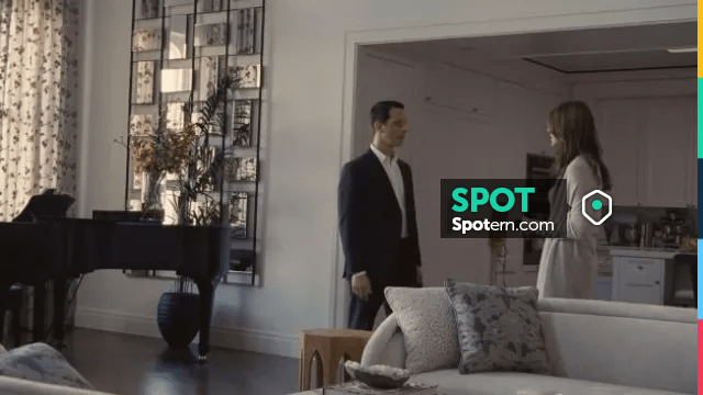 Club Monaco Long Grey Wool Cardigan worn by Rava Roy (Natalie Gold) as ...