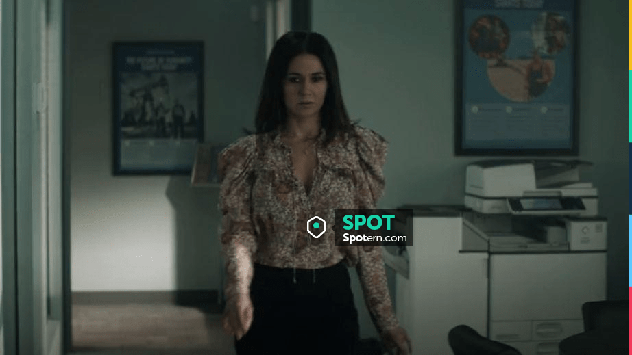 Ulla Johnson Remy Blouse worn by Lana Lang Cushing (Emmanuelle Chriqui ...