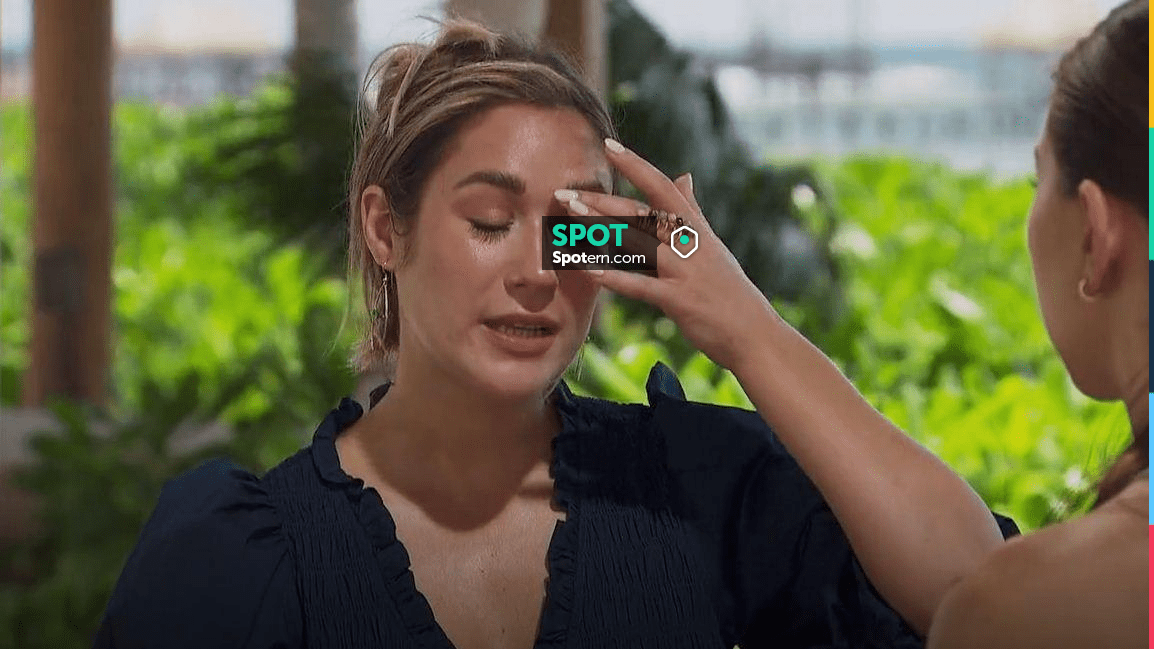 Robyn Rhodes Bobbie Ring worn by Rachel Recchia as seen in The ...