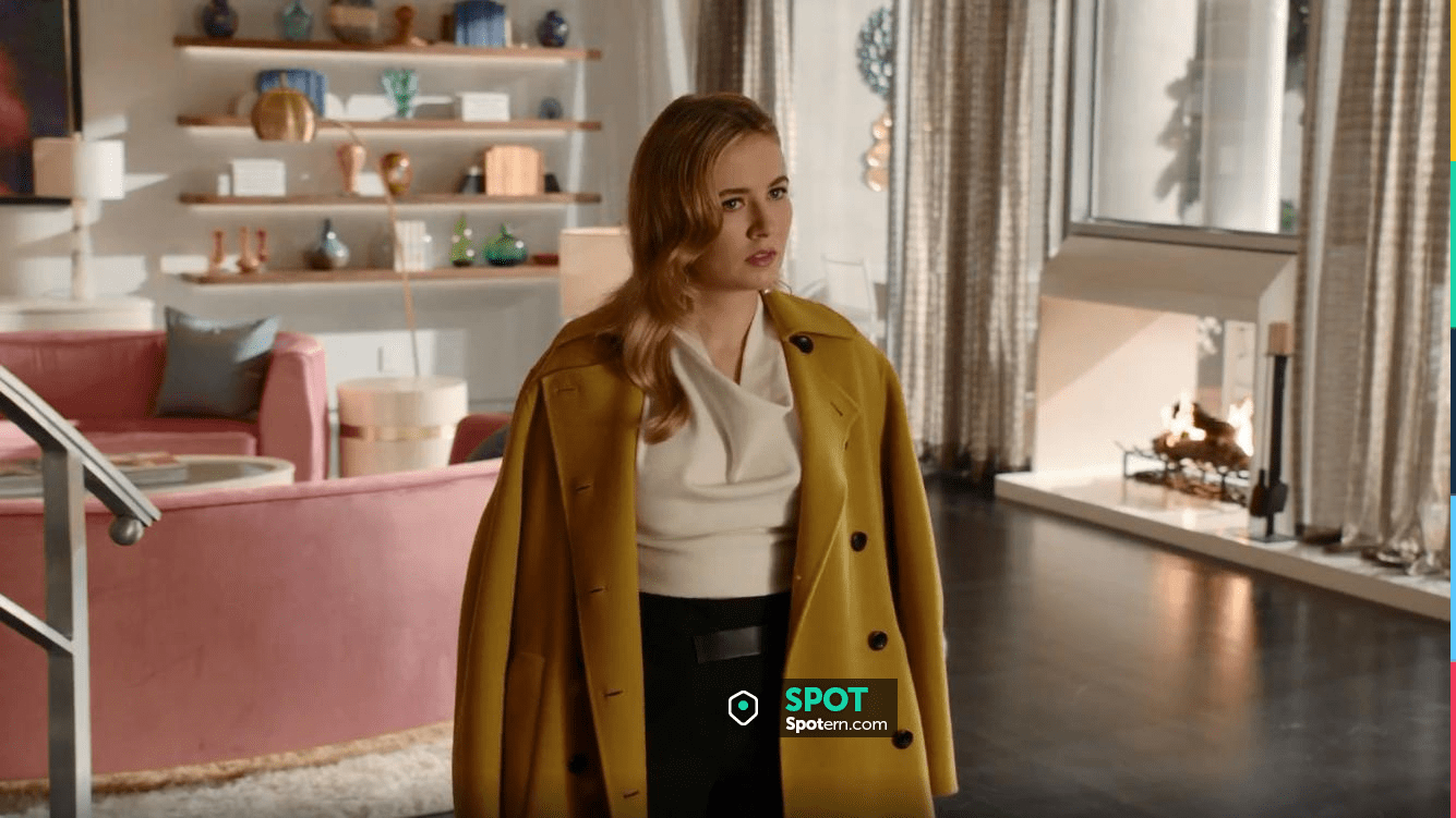 Alice + Olivia Adelina Pants worn by Amanda Carrington (Eliza Bennett ...