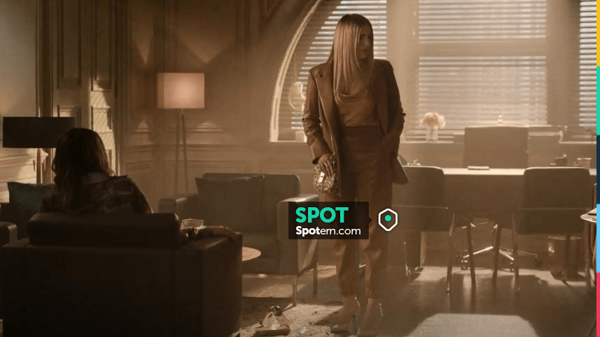 Alice + Olivia Pete Low Rise Faux Leather Pants worn by Amanda ...