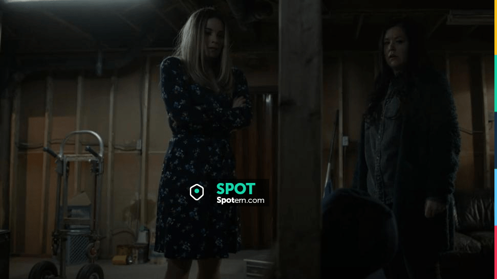 Banana Republic Petite Knit Wrap Dress worn by Allison McRoberts (Annie ...