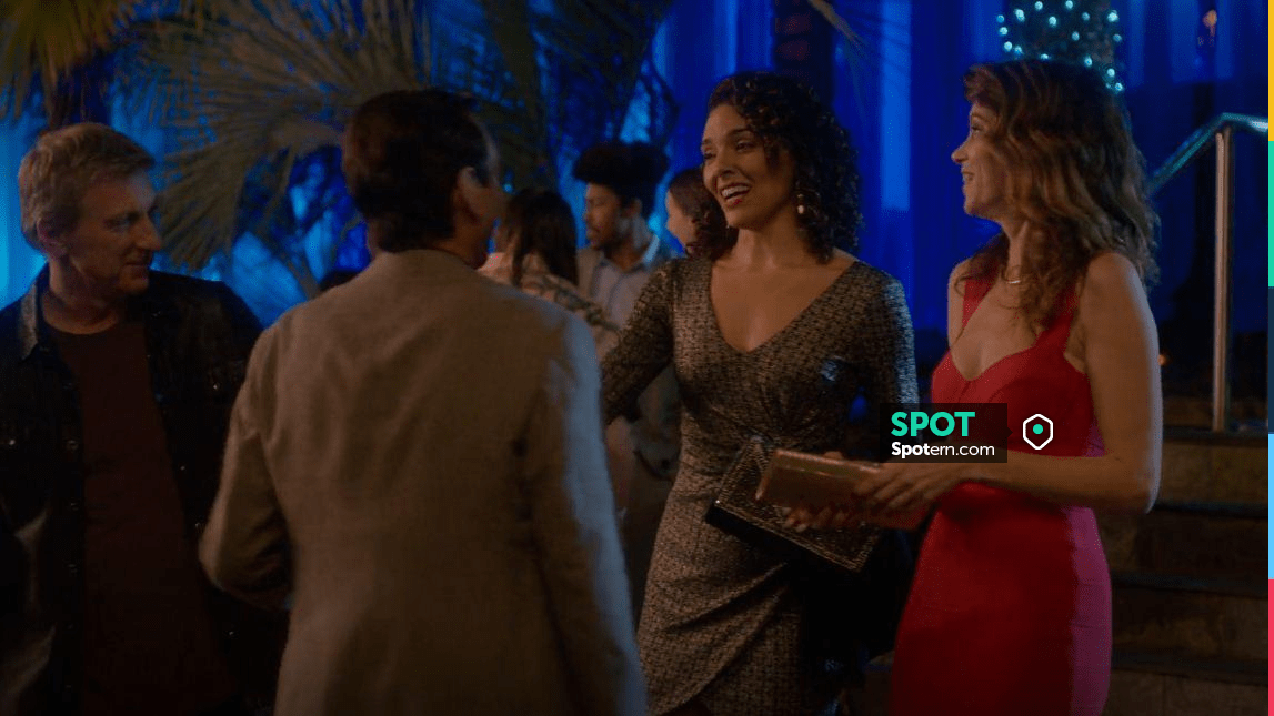 Herve Leger Restoin Roitfeld Sweetheart Midi Dress worn by Amanda ...