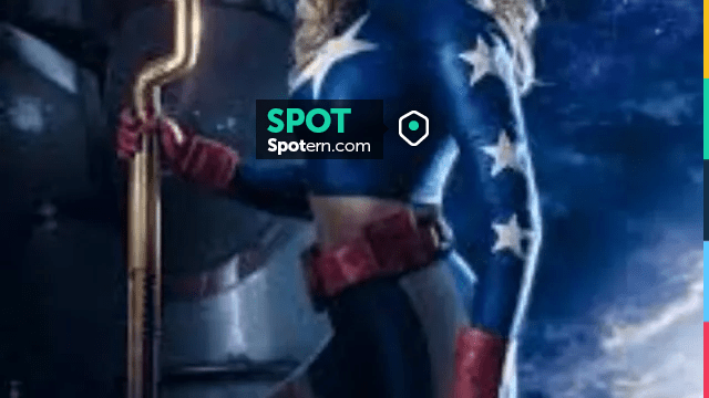 El traje de Stargirl usado por Courtney Whitmore (Brec Bassinger) en la ...