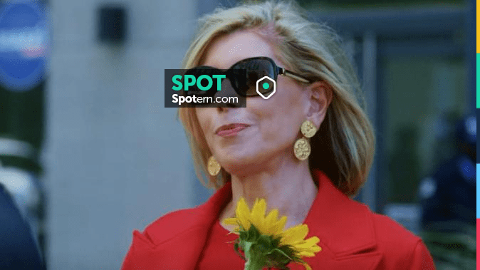 Salvatore Ferragamo SF606S worn by Diane Lockhart (Christine Baranski ...