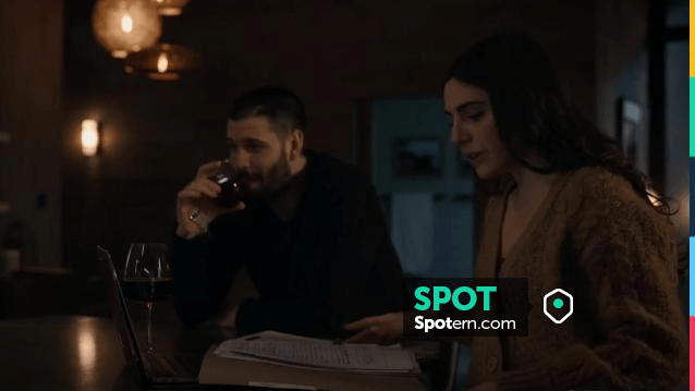 Ver Por Chloe Cable Knit Wool Blend Cardigan usado por Leslie Bell ...